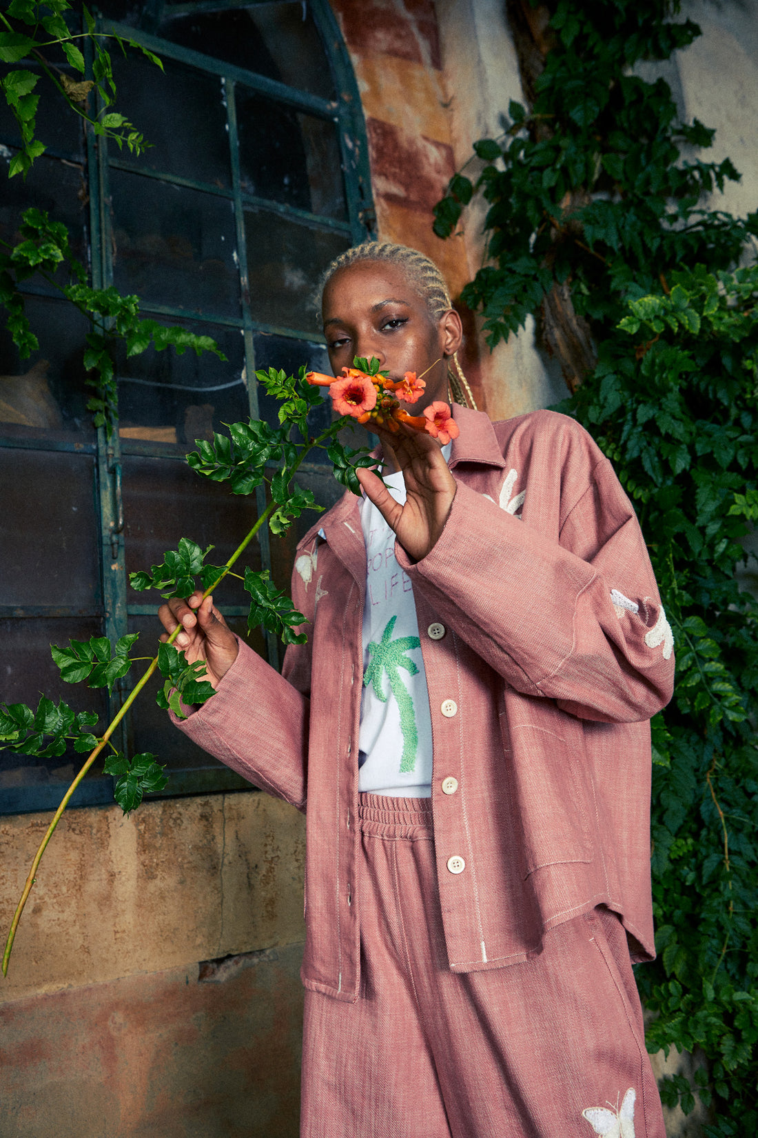 View All – Susanna Blu